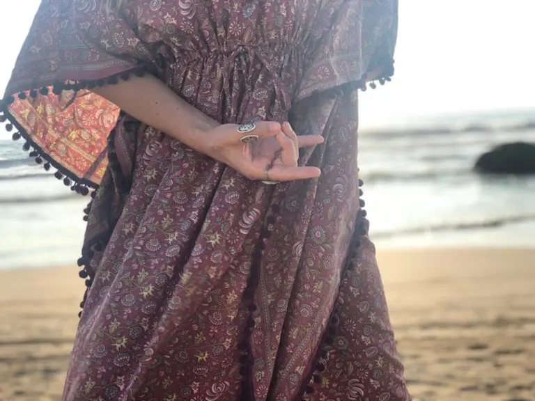 10 Powerful Types of Mudras (With Pictures) – Brett Larkin Yoga