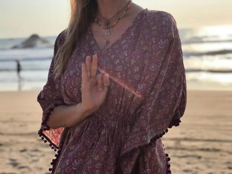 10 Powerful Types of Mudras (With Pictures) – Brett Larkin Yoga