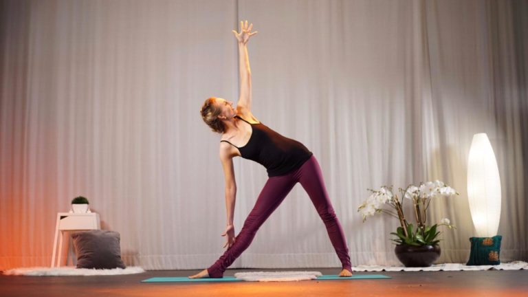 How To Do Triangle Pose – Brett Larkin Yoga